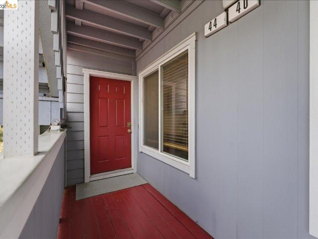 44 Oak AVE # 6