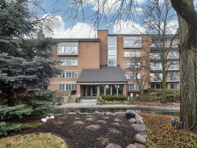 44 Park Ln Unit 229, Park Ridge, IL 60068