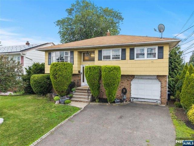 44 Parkway Ave, Clifton, NJ 07011
