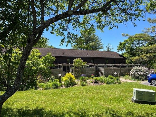 44 Penny Ln, Ithaca, NY 14850