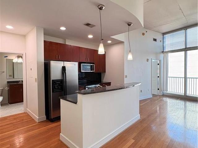 44 Peachtree Place NE 2030