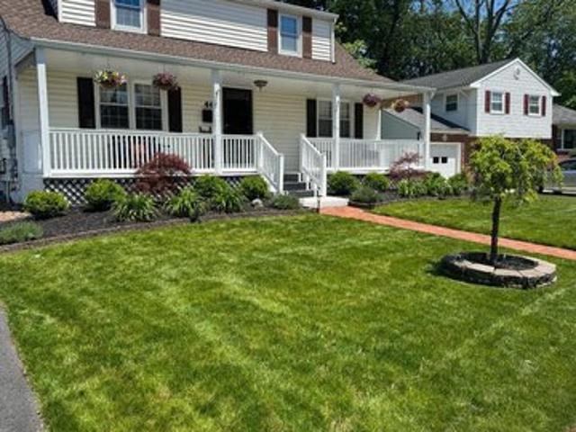 44 Pintinalli Dr, Hamilton, NJ 08619
