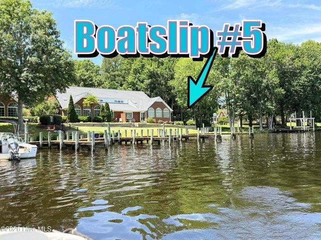44 Pier Pt, New Bern, NC 28562