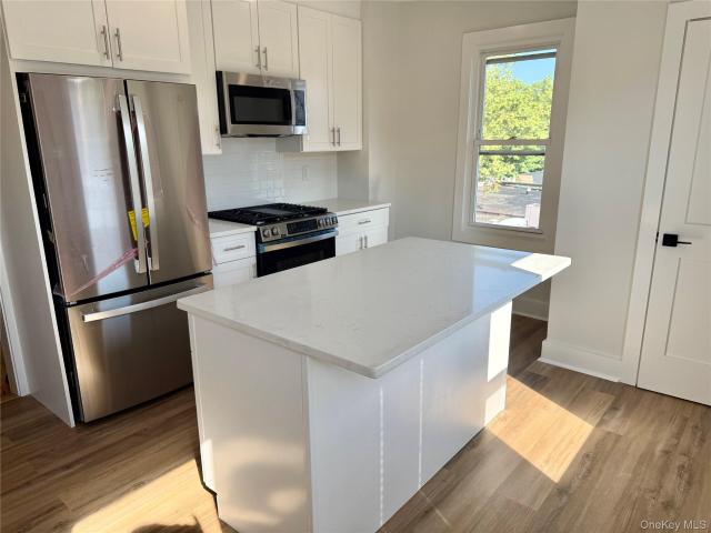44 Purchase Street 3L