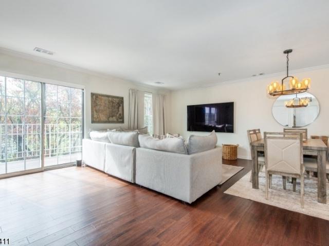 44 Ridgedale Ave # 114