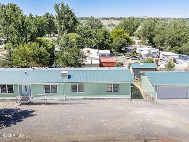 44 Road 5251, Bloomfield, NM 87413