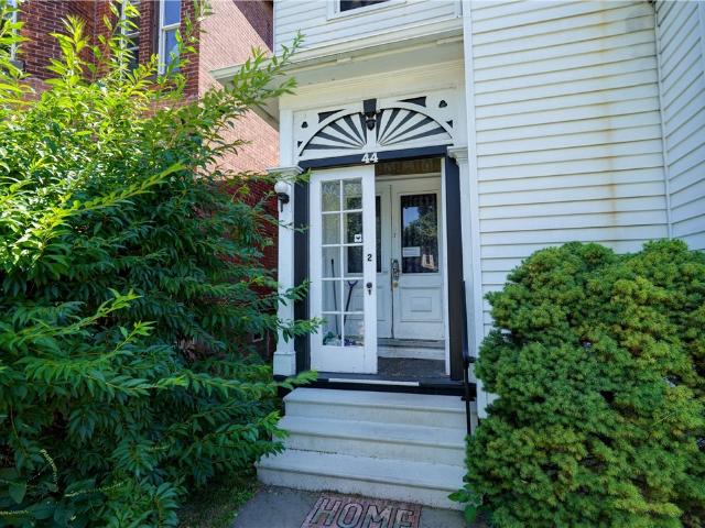 44 Rowley Street