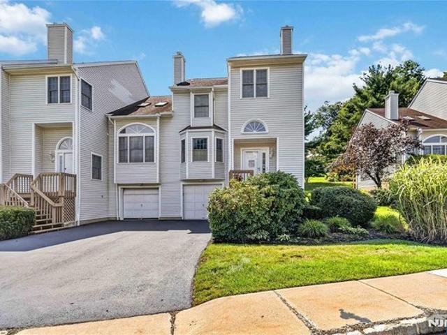 44 Ryan Ln, Lincoln Park, NJ 07035
