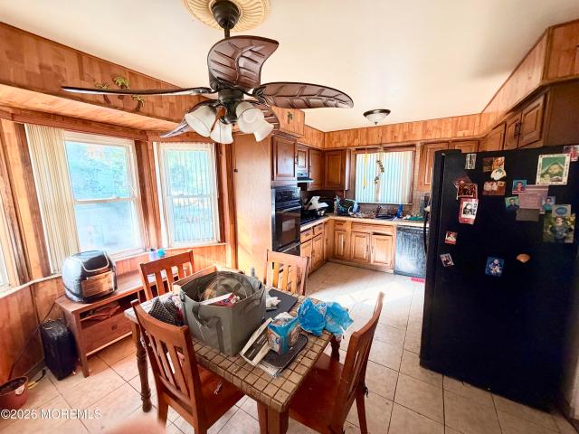 44 S Longview Road