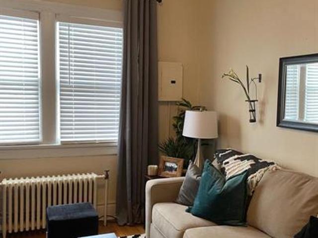 44 S Loudoun Street # 8