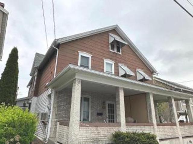 44 S Walnut St, Lansford, PA 18232