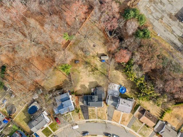 44 Schlosser Dr, Rochelle Park, NJ 07662 | MLS #26009 | Compass