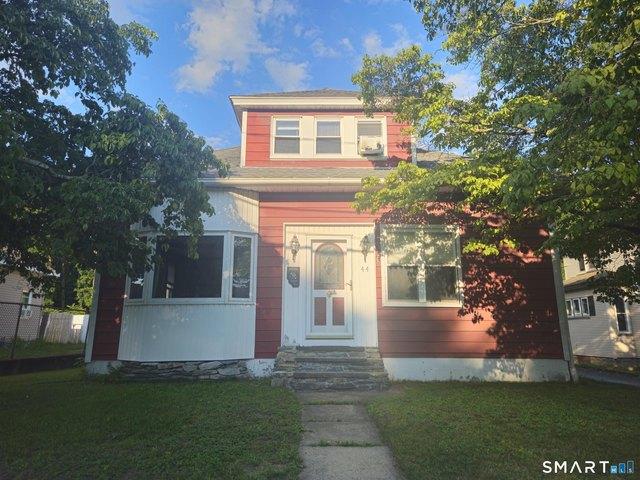 44 School St, Killingly, CT 06239