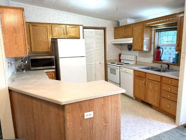 44 Sarasota Circle