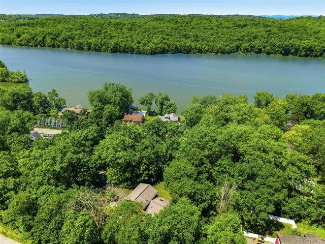 44 Sayer Rd, Blooming Grove, NY 10914
