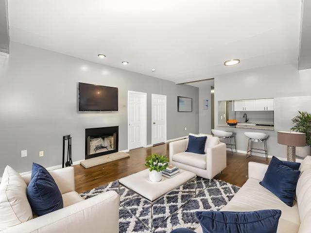 44 Sherman Ave # 5F