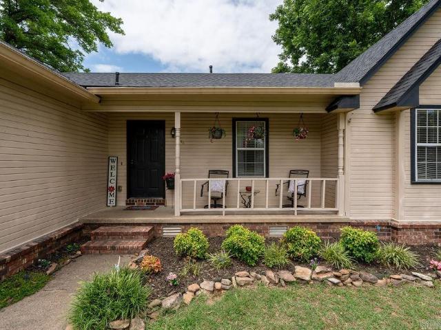 44 Sherwood Loop