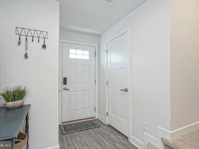 44 Sparrow Circle