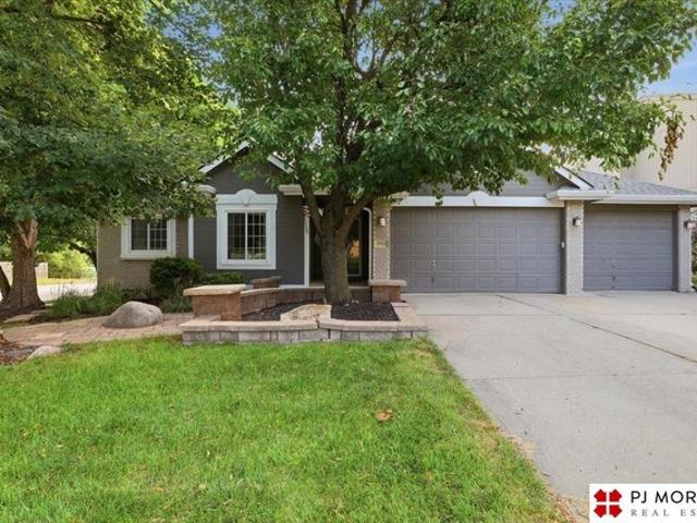 4504 N 167th St, Omaha, NE 68116