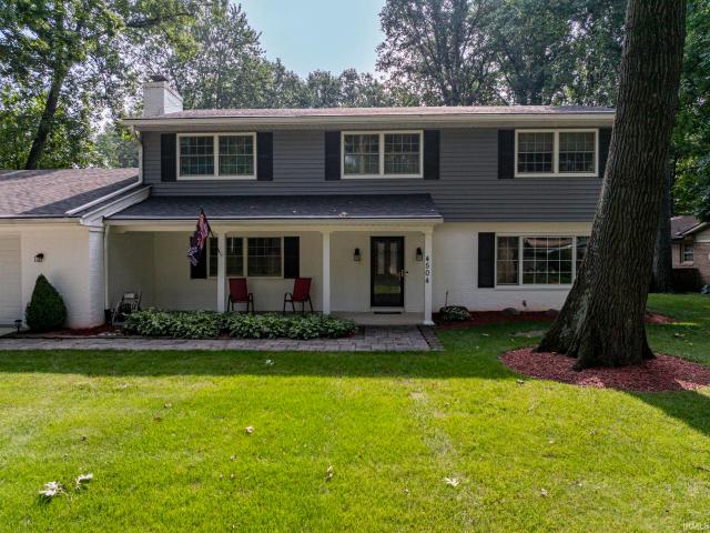 4504 N Gishler Drive