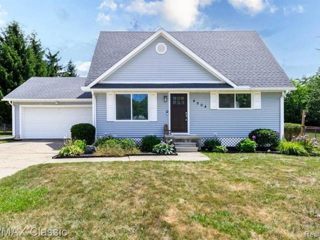 4504 American Heritage Rd, Grand Blanc, MI 48439