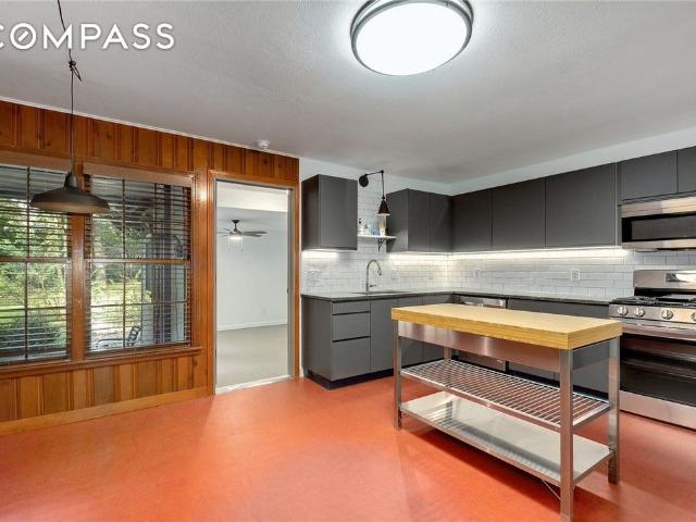 4504 Elwood Rd, Austin, TX