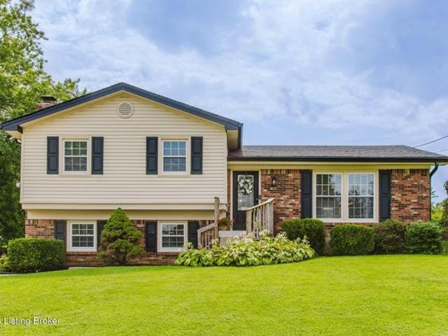 4504 Freda Way, Louisville, KY 40272