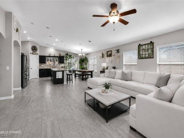4504 Silverwind Rd, North Las Vegas, NV 89031
