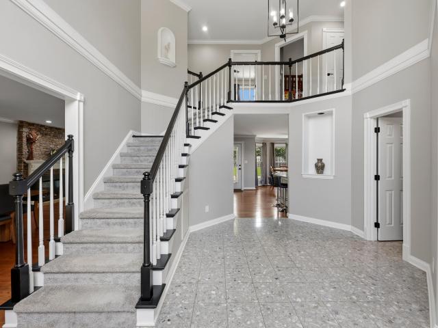 4504 Thornbridge Lane