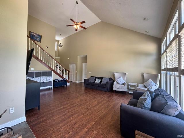 4504 W Michael Lane