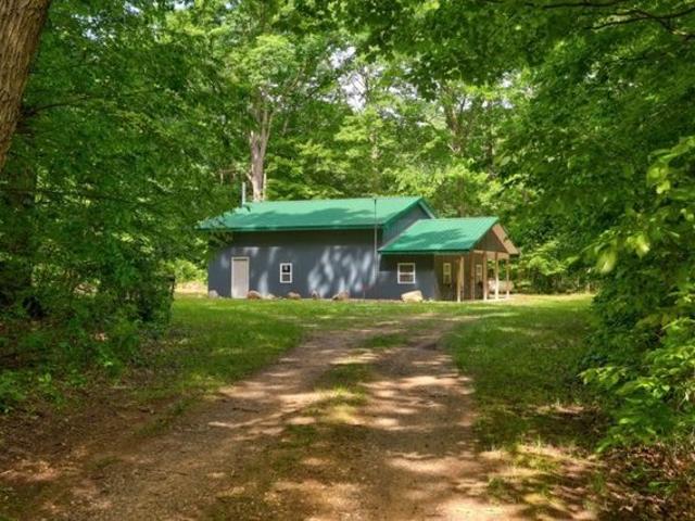 4504 Washburn Rd, Mayville, MI 48744