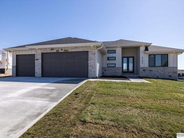 4505 N 213th St, Omaha, NE 68022