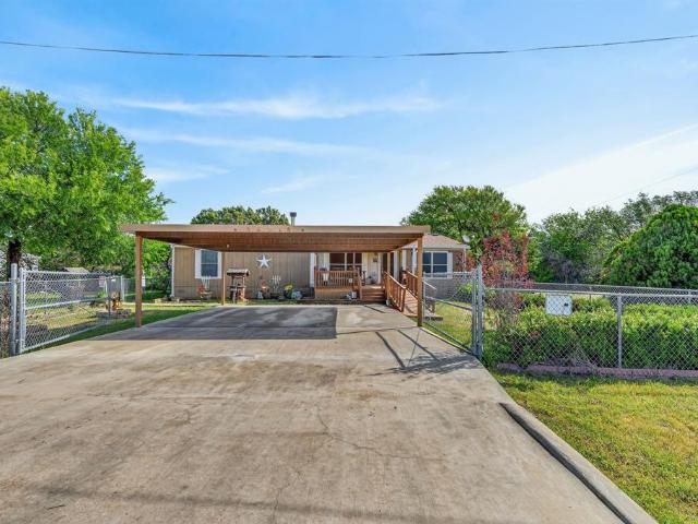 4505 Apple Tree Ct, Granbury, TX 76048 | MLS #21228 | Compass