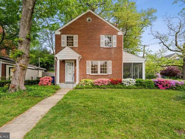 4505 Cheltenham Dr, Bethesda, MD 20814