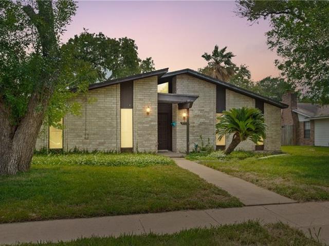 4505 Cobblestone Ln, Corpus Christi, TX 78411