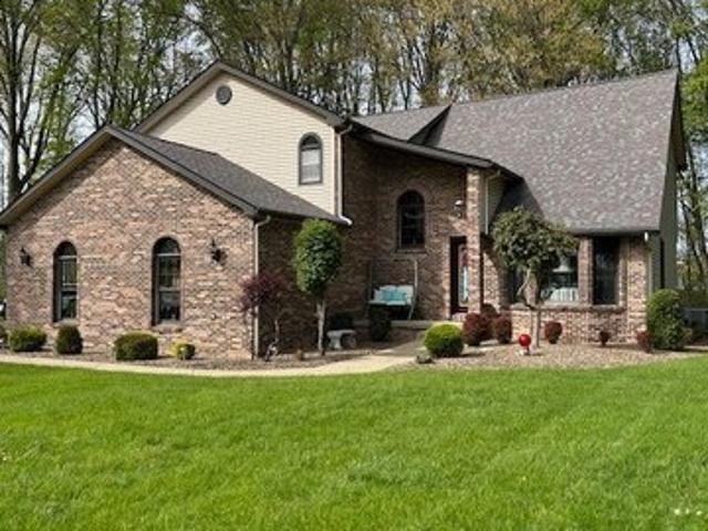 4505 Quaker Ct, Canfield, OH 44406