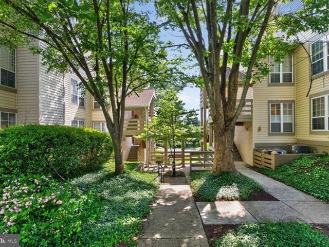 4505 Sahalee Ct Unit F, Alexandria, VA 22312