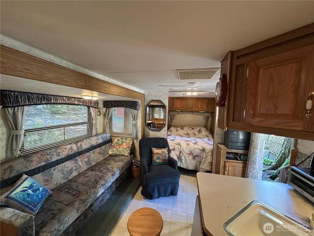45068 Kachess Trail