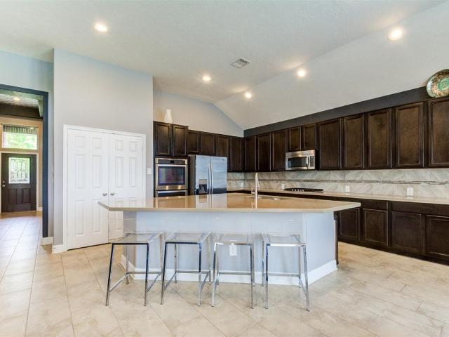 4506 Mariner Reef Way