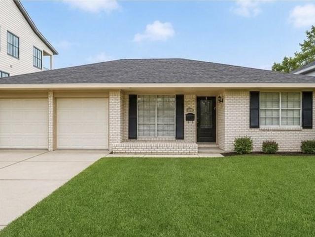 4506 Mimosa Dr, Bellaire, TX 77401