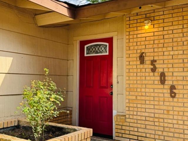 4506 Hollyridge