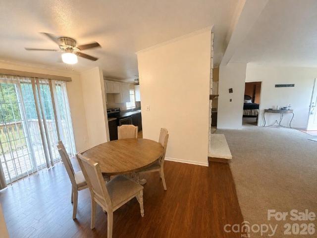 4506 Logging Road