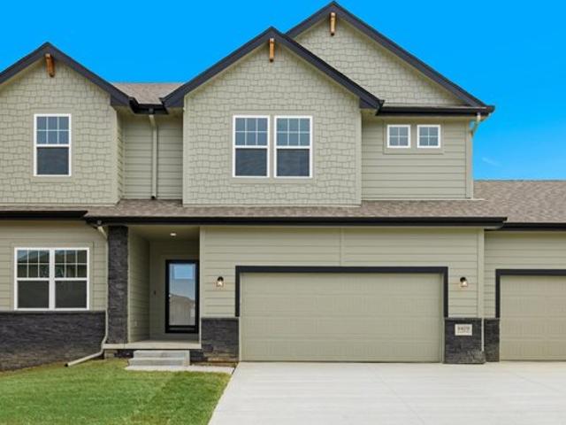4506 S 212th St, Elkhorn, NE 68022