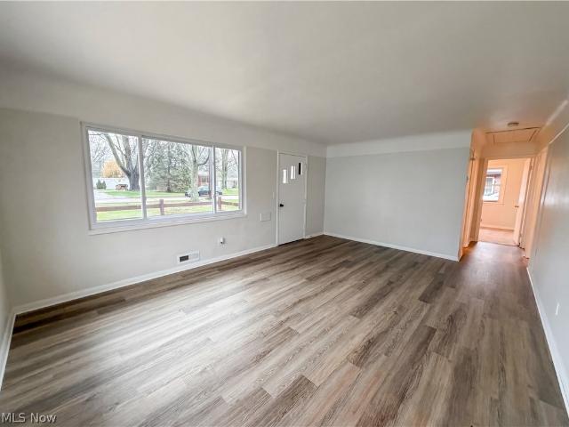 4506 Silverdale Road