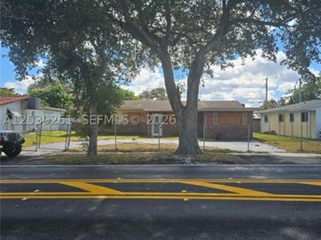 4506 Taft St, Hollywood, FL 33021