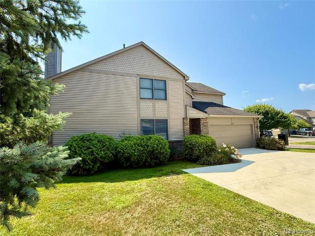 45077 coachman court # 82