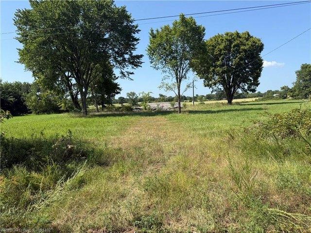 450791 E 979 Rd, Vian, OK 74962