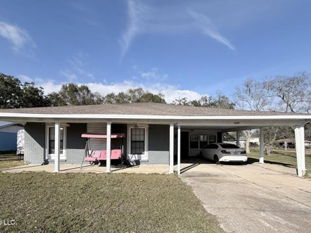 4507 Navaho Ave, Pascagoula, MS 39581