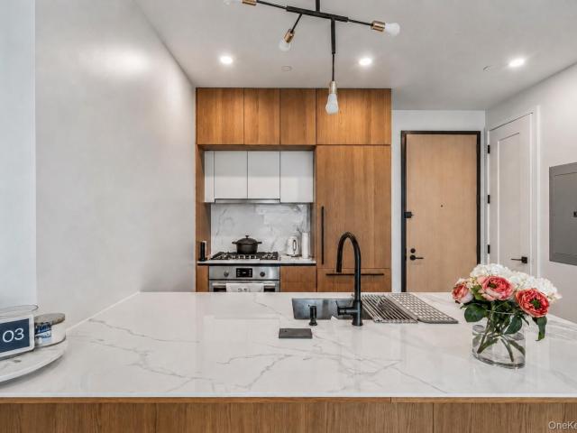 4507 Court Square 4B