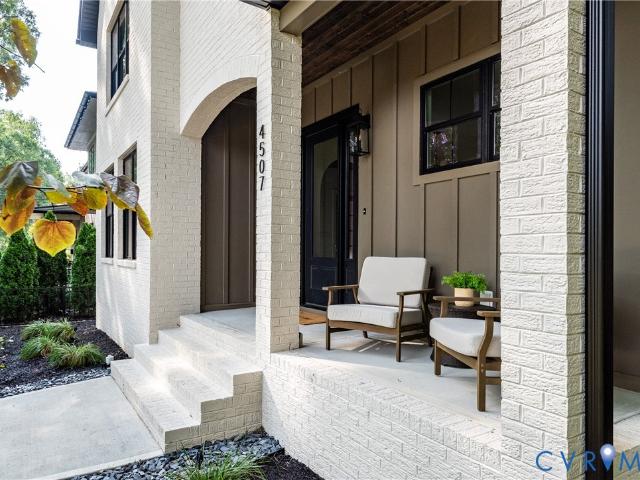 4507 Leonard Parkway